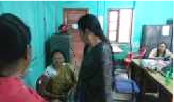 Employees of IE District Adm. caught in camera while demanding Rs. 300 for issuing OBC ...