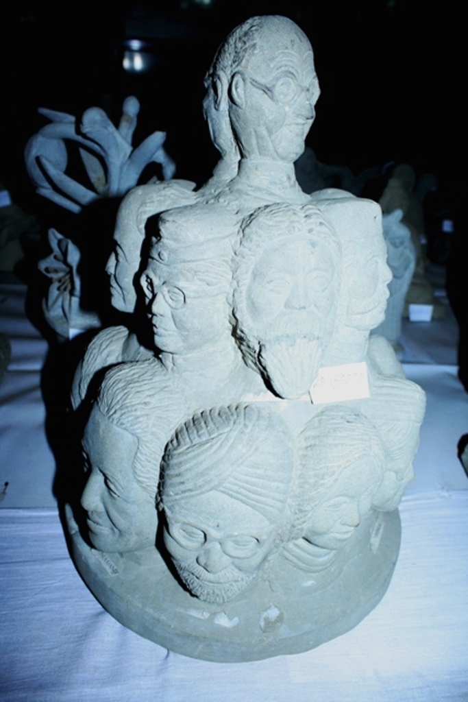 Local stone sculpture attracts Sangai festival visitors - News from ...