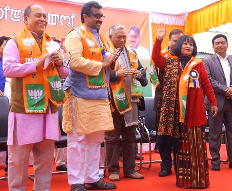 Ex MP Kim Gangte, Former Congress MLA Nemcha Kipgen and Vungzagin Valte ...