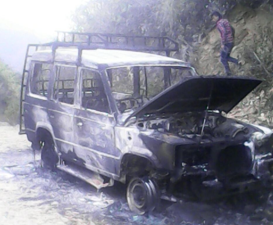 Armed assailants burnt 4 vehicles of two candidates in Senapati ...