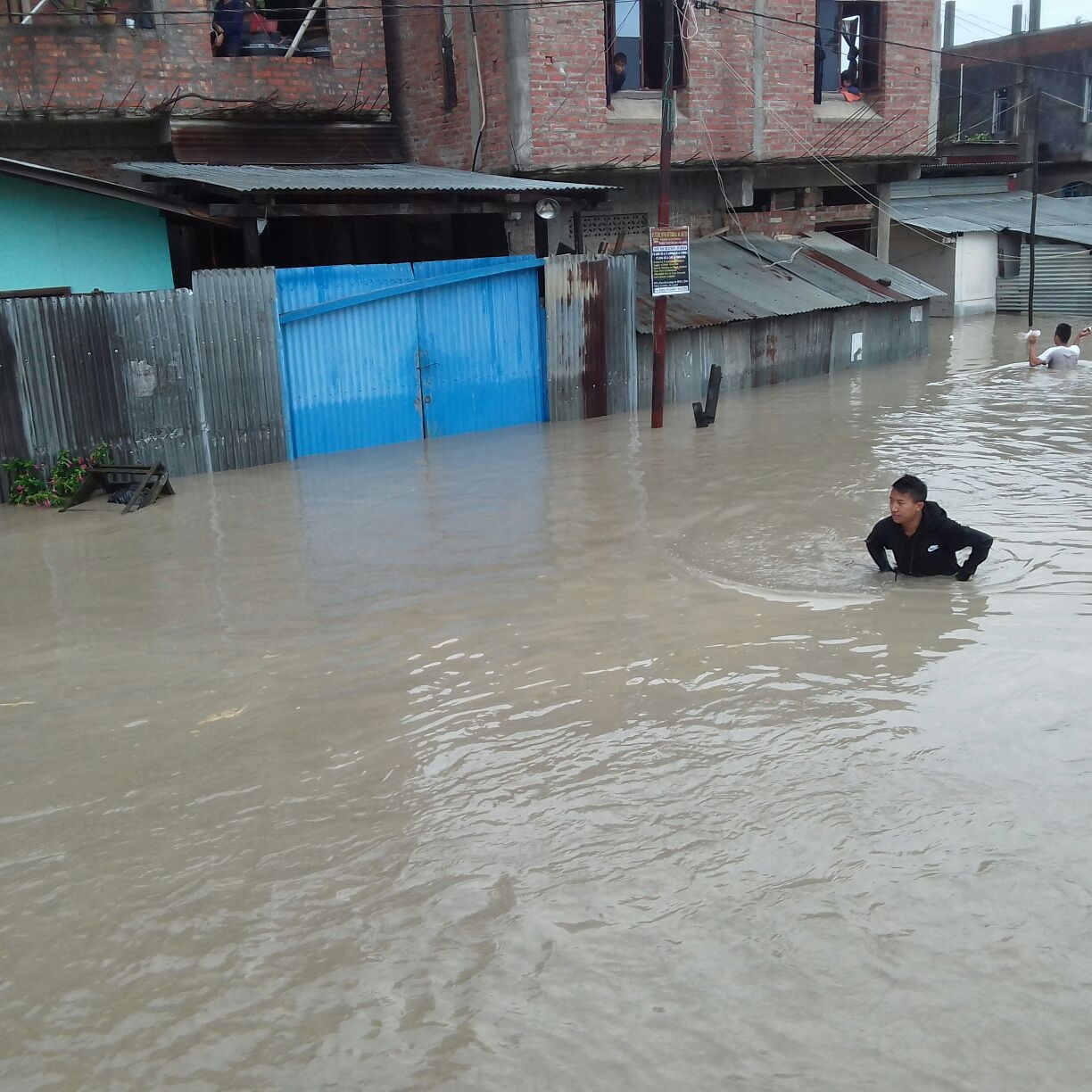 Flash flood in Imphal: Govt. declares holiday , Major Rivers overflow ...