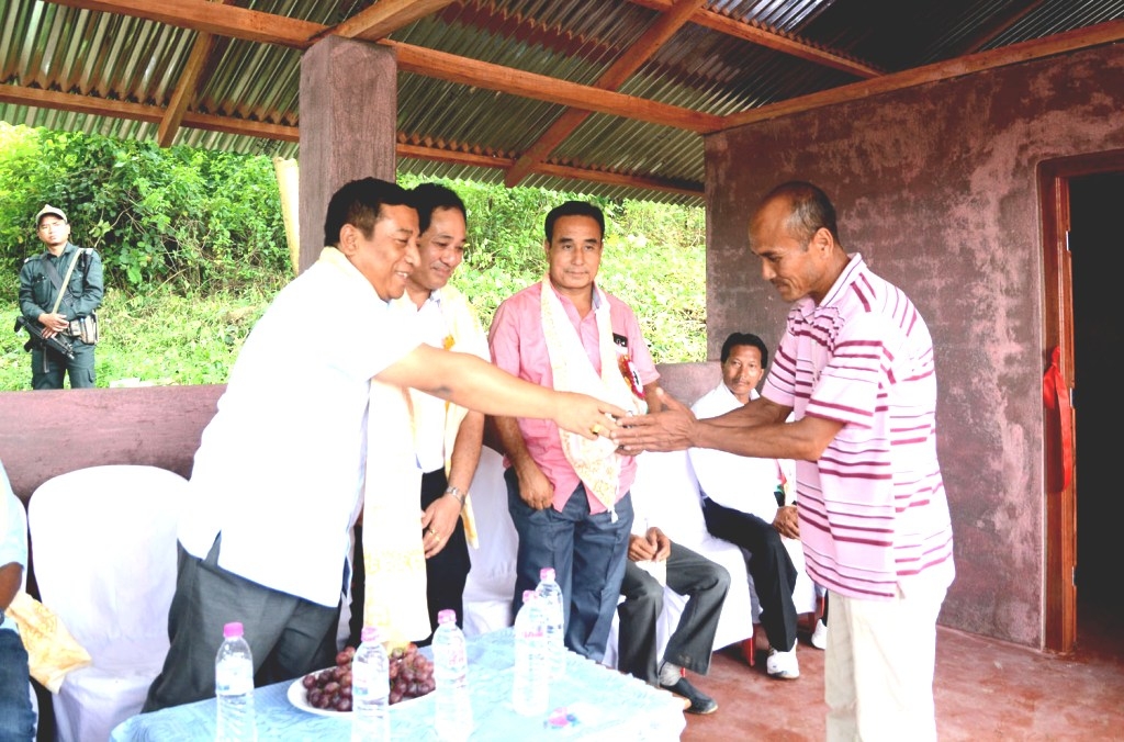 Horticulture minister inaugurates pineapple aggregation unit at Angtha ...