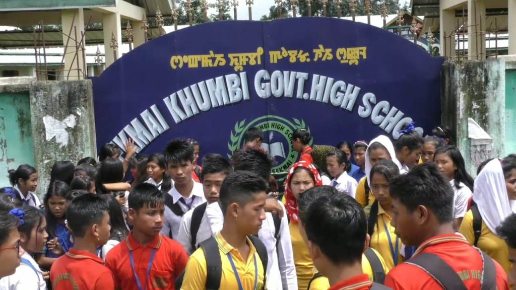 Students lock Sekmai Khumbi High School gate - News from Manipur ...