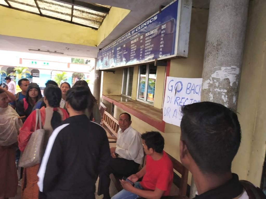 RIMS crisis: Non –teaching staffs agitation gaining momentum; All gates ...