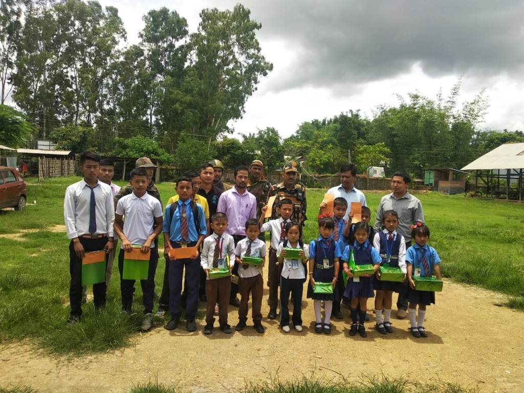 AR observes Van Mahotsav with students of Sugnu and Organised Medical ...