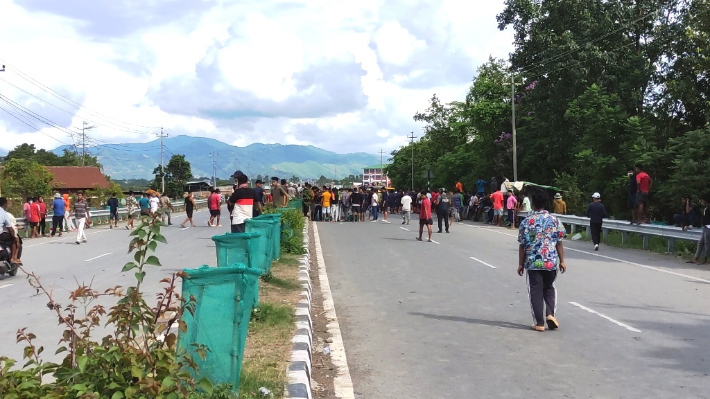 One dead, scores hurt in police firing, unrest grips Thoubal District ... One dead, scores hurt in police firing, unrest grips Thoubal District ...